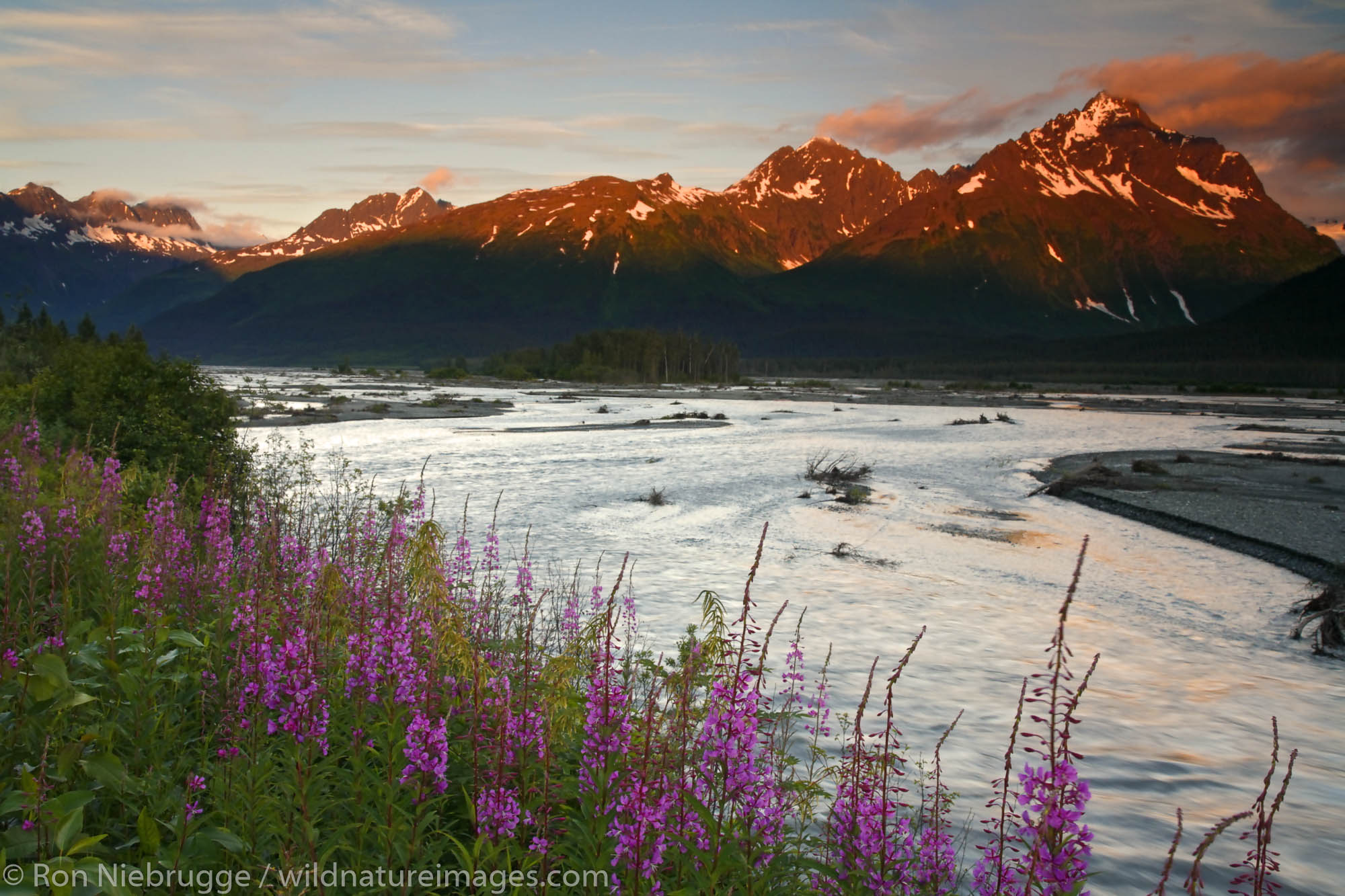 Valdez, Alaska | Photos by Ron Niebrugge