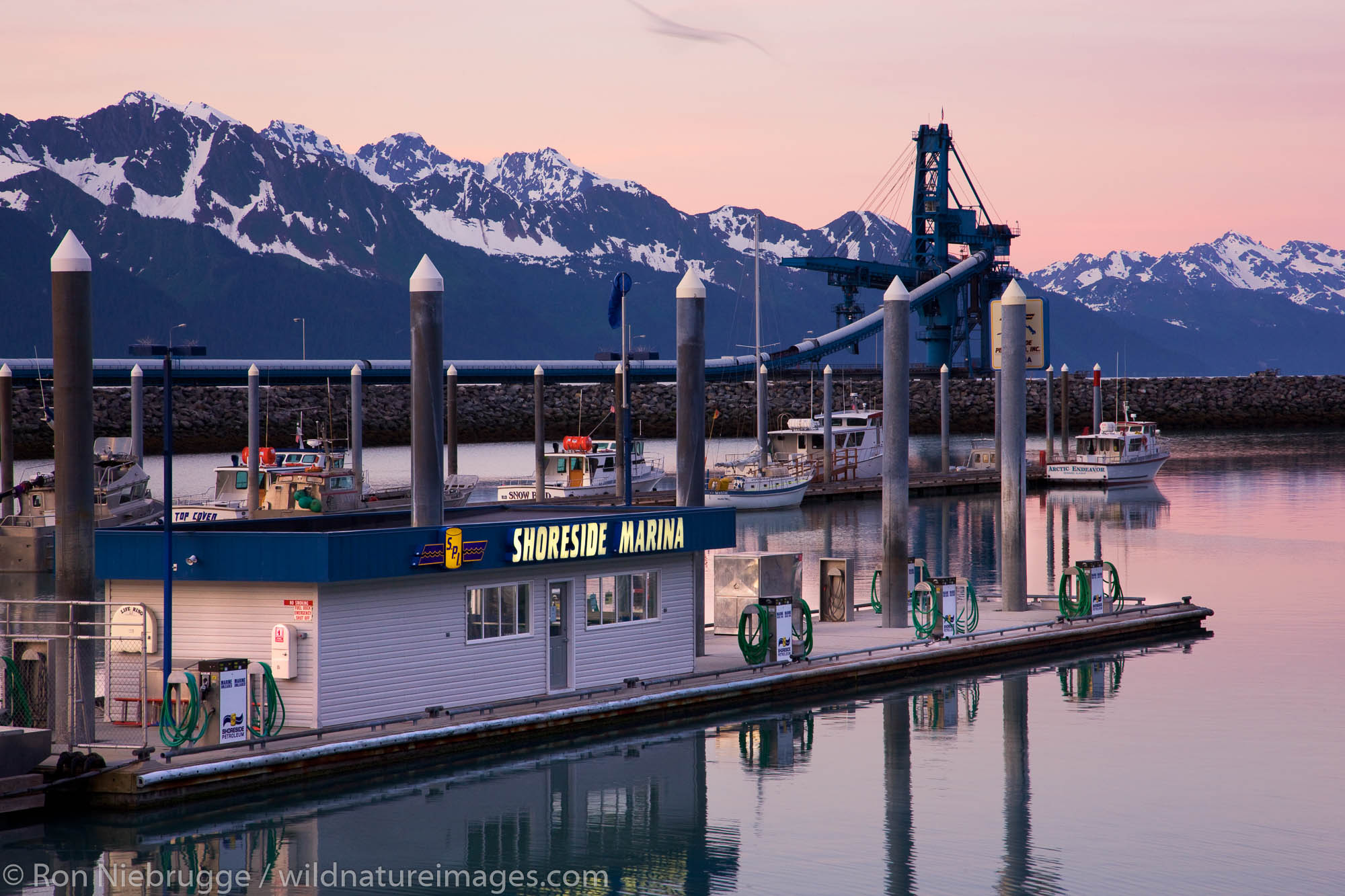 Shoreside Petroleum | Photos by Ron Niebrugge